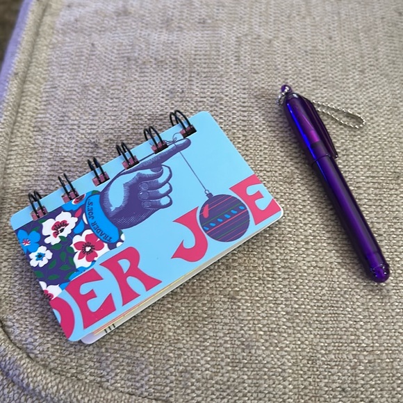 Trader Joe'S | Office | Trader Joes Recycled Gift Card Notepad With Pen ...